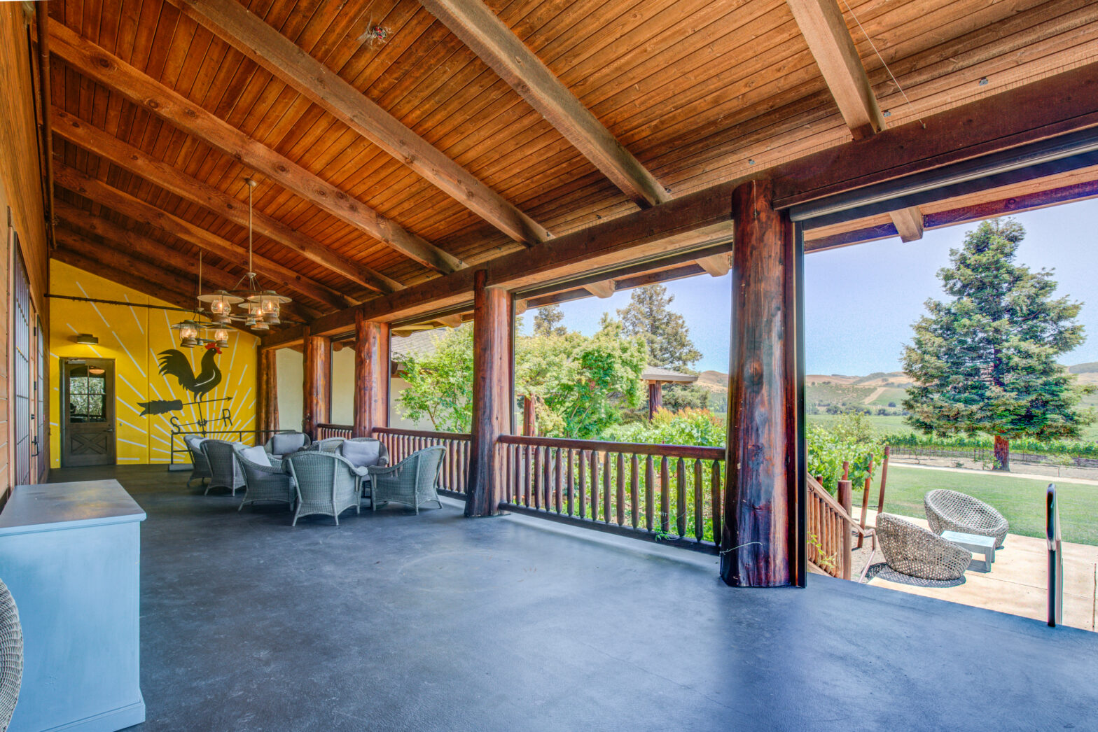 Sunrise Veranda - Sunrise Ranch Winery